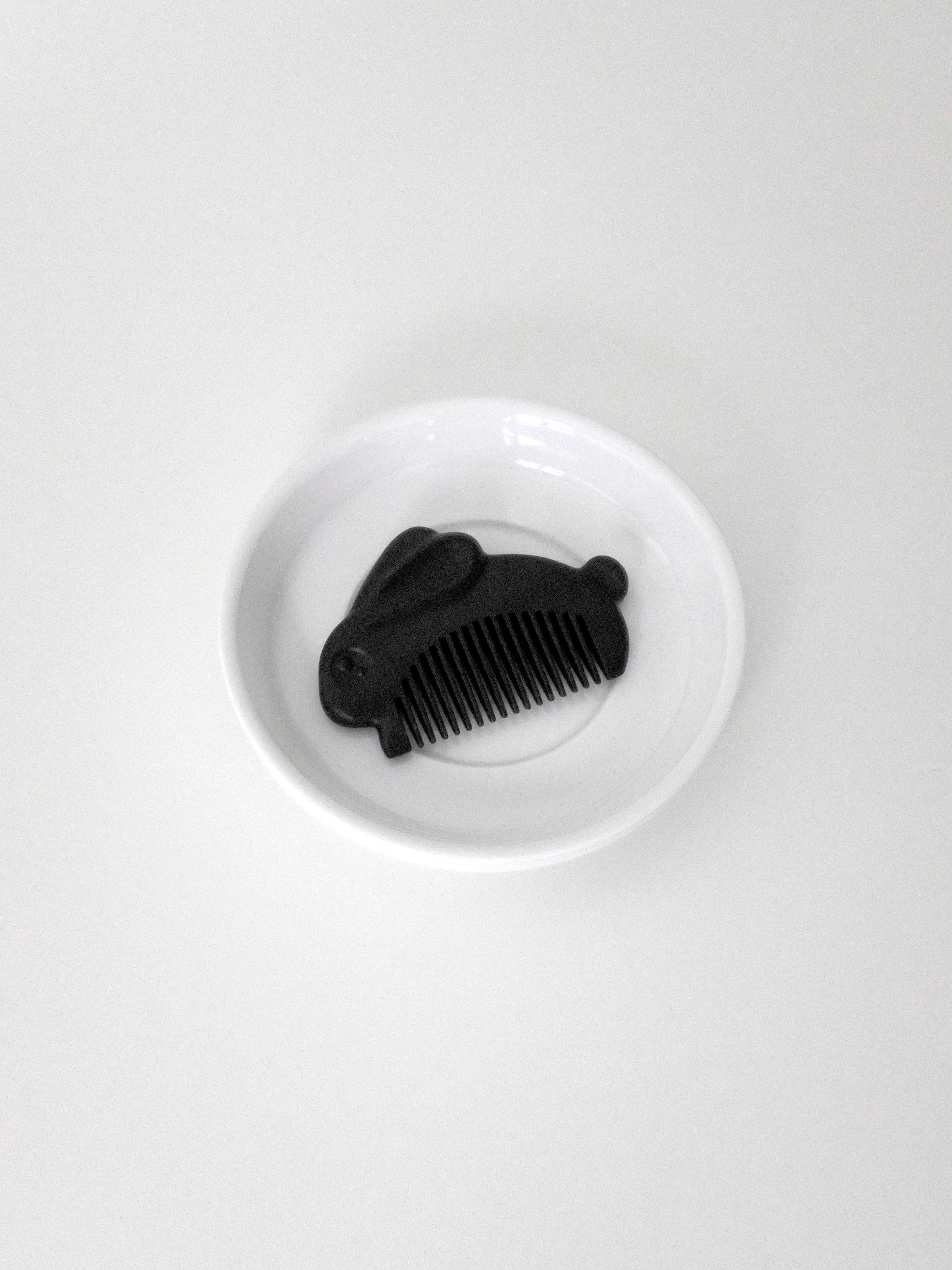 헤어브러쉬 > 토끼 모양 머리빗 우드 헤어빗 Rabbit Hair Comb | 오늘의집 쇼핑
